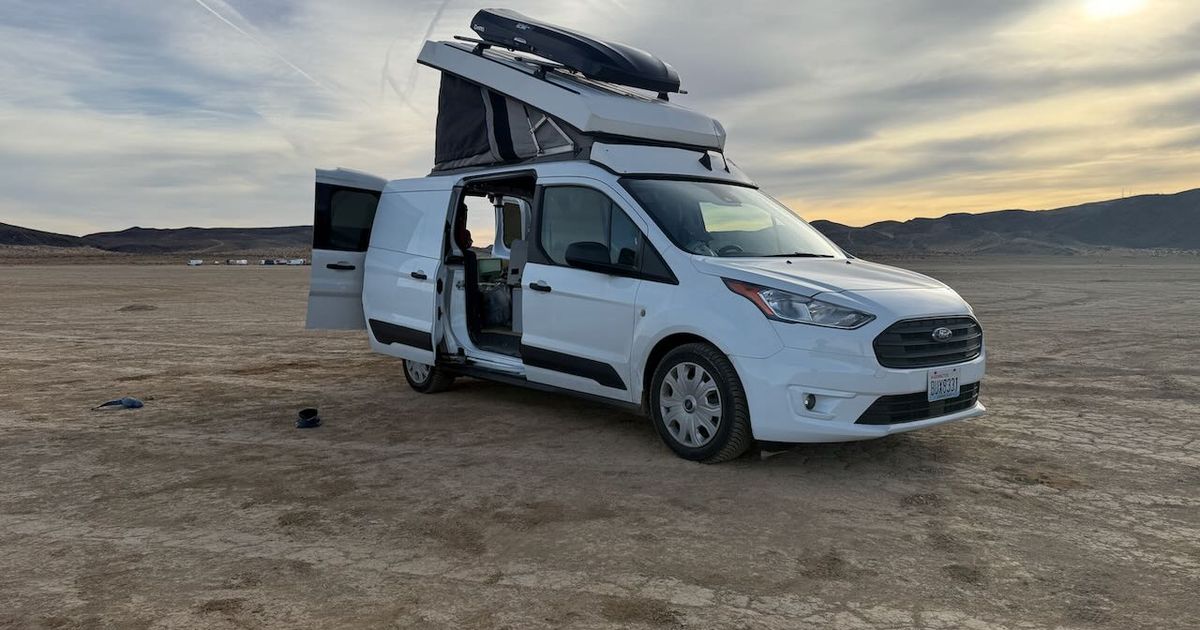 Camper Van For Sale: 2019 Ford Transit Connect with Ursa Minor Poptop