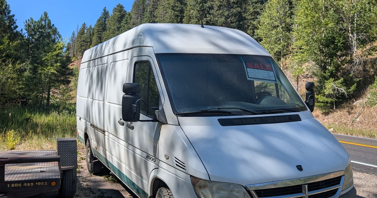 Camper Van For Sale: 2006 T1N sprinter Colorado