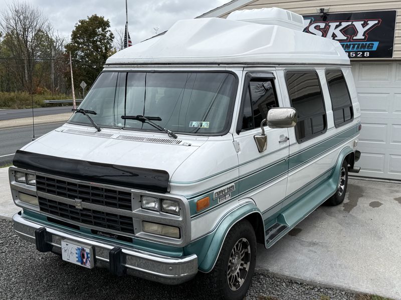 Camper Van For Sale: 1995 Chevrolet G20 Eclipse Conversion Van