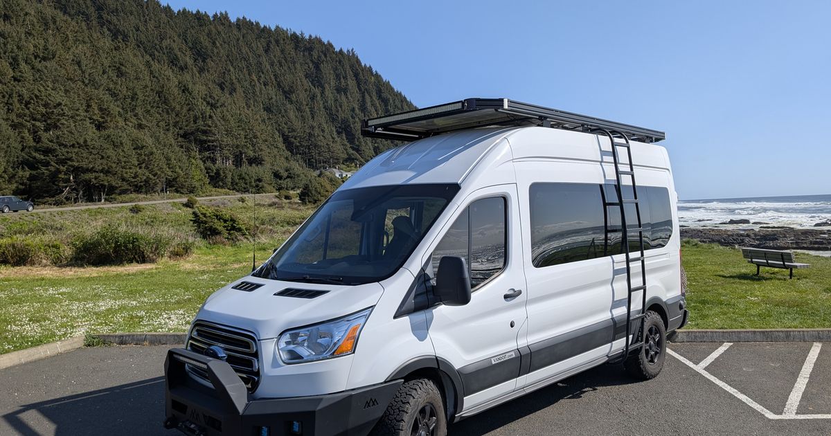 Camper Van For Sale: Ford VANDOIT LIV, Quigley 4×4, Modular Flexible B