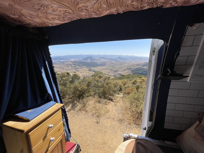 Camper Van For Sale: *MOVING ABROAD MAKE ME AN OFFER* Fully Off-Grid C