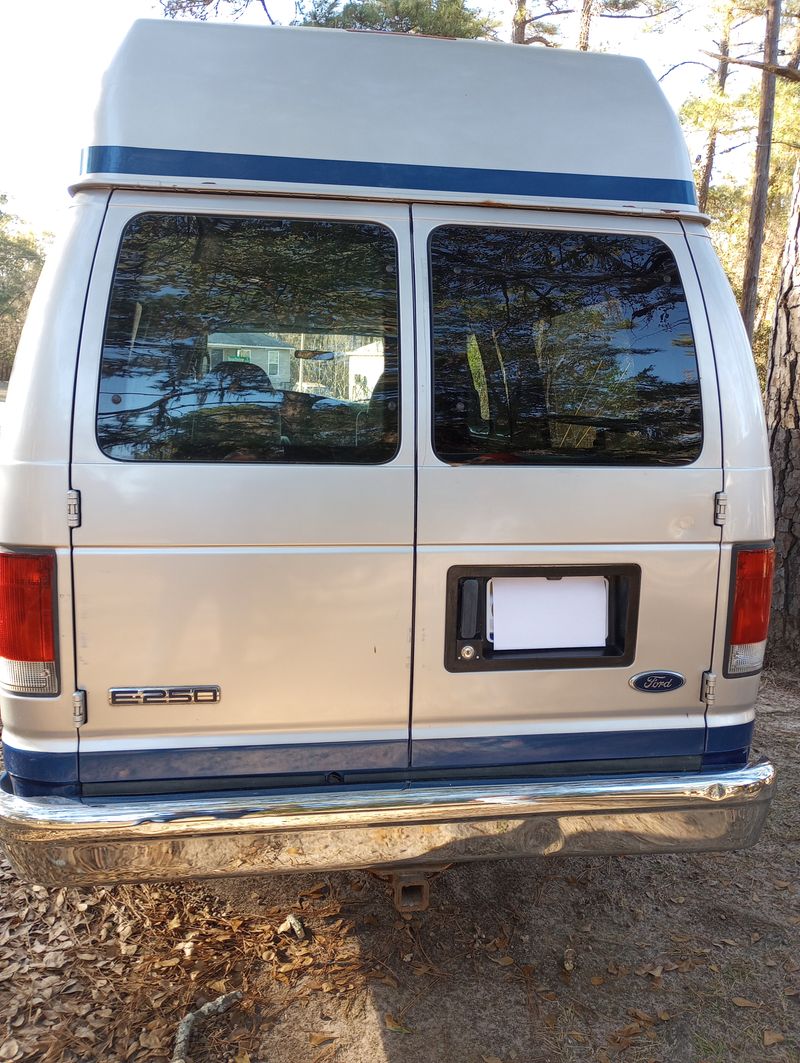 Camper Van For Sale: 2006 Econoline with Solar-Gas Power!