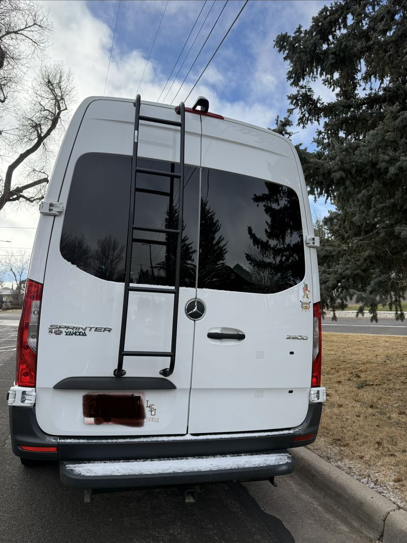 Camper Van For Sale: 2022 Geotrek 170 Seats/Sleeps 4 Low Miles
