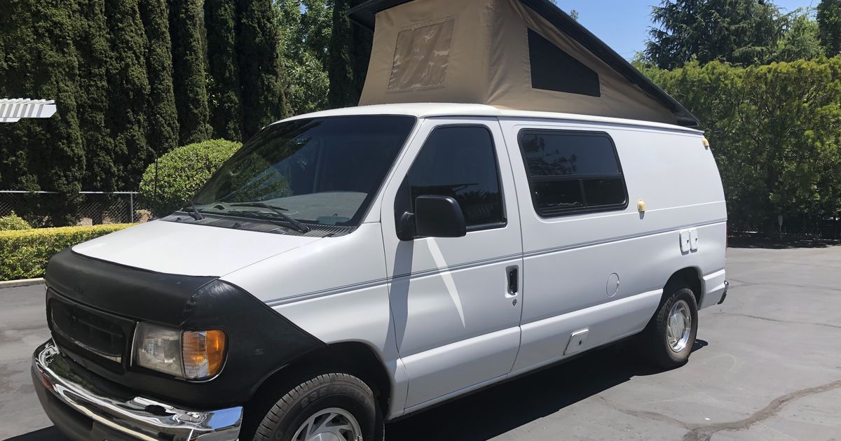 Camper Van For Sale: 2001 Ford E-150 GTRV WESTY Camper Van
