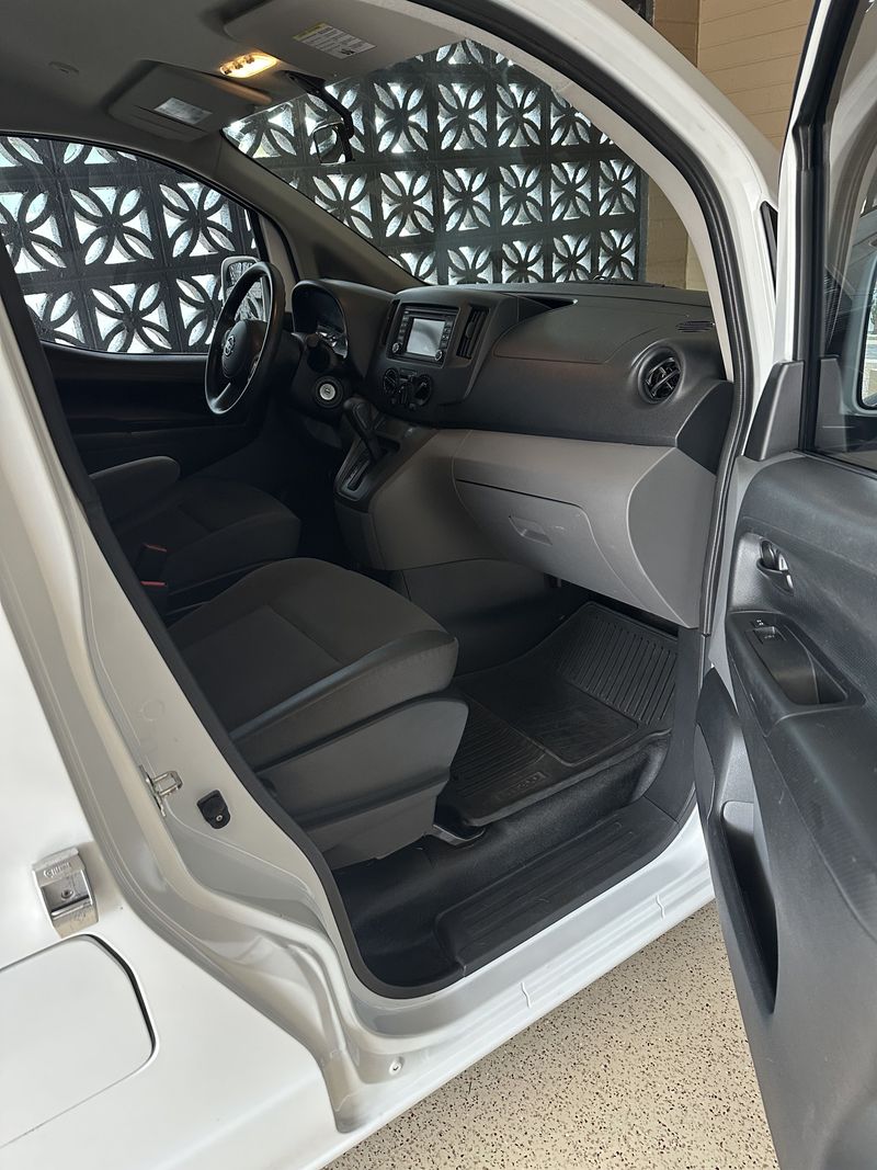 Camper Van For Sale: 2017 Recon NV200 Camper with Pop-Up