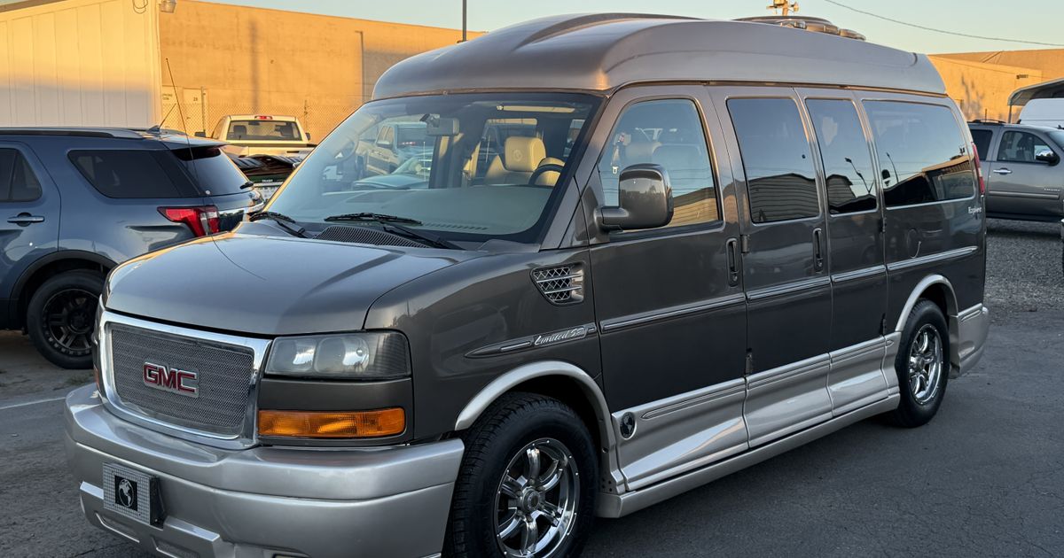 Camper Van For Sale: 2014 Explorer Limited SE conversion van