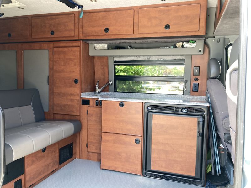 Camper Van For Sale: 2014 Sprinter Sportsmobile High Roof Camper Van