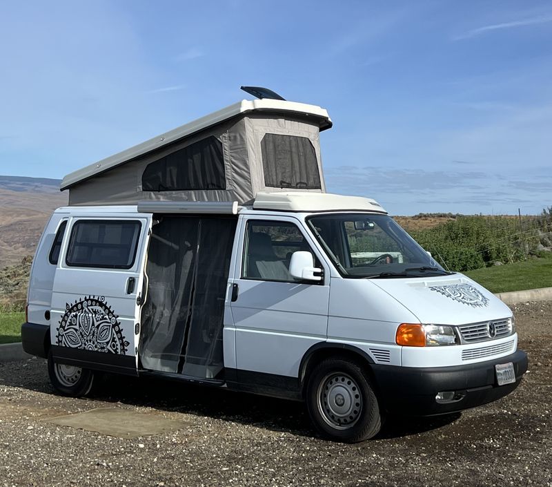 Camper Van For Sale: 2001 VW Eurovan Winnebago Camper (Winnegogo!)
